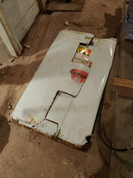 Clean up: old hot water tank | The Re-Farmer